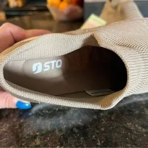 Stq | Shoes | Stq Womens Tan Slipon Sneakers | Poshmark